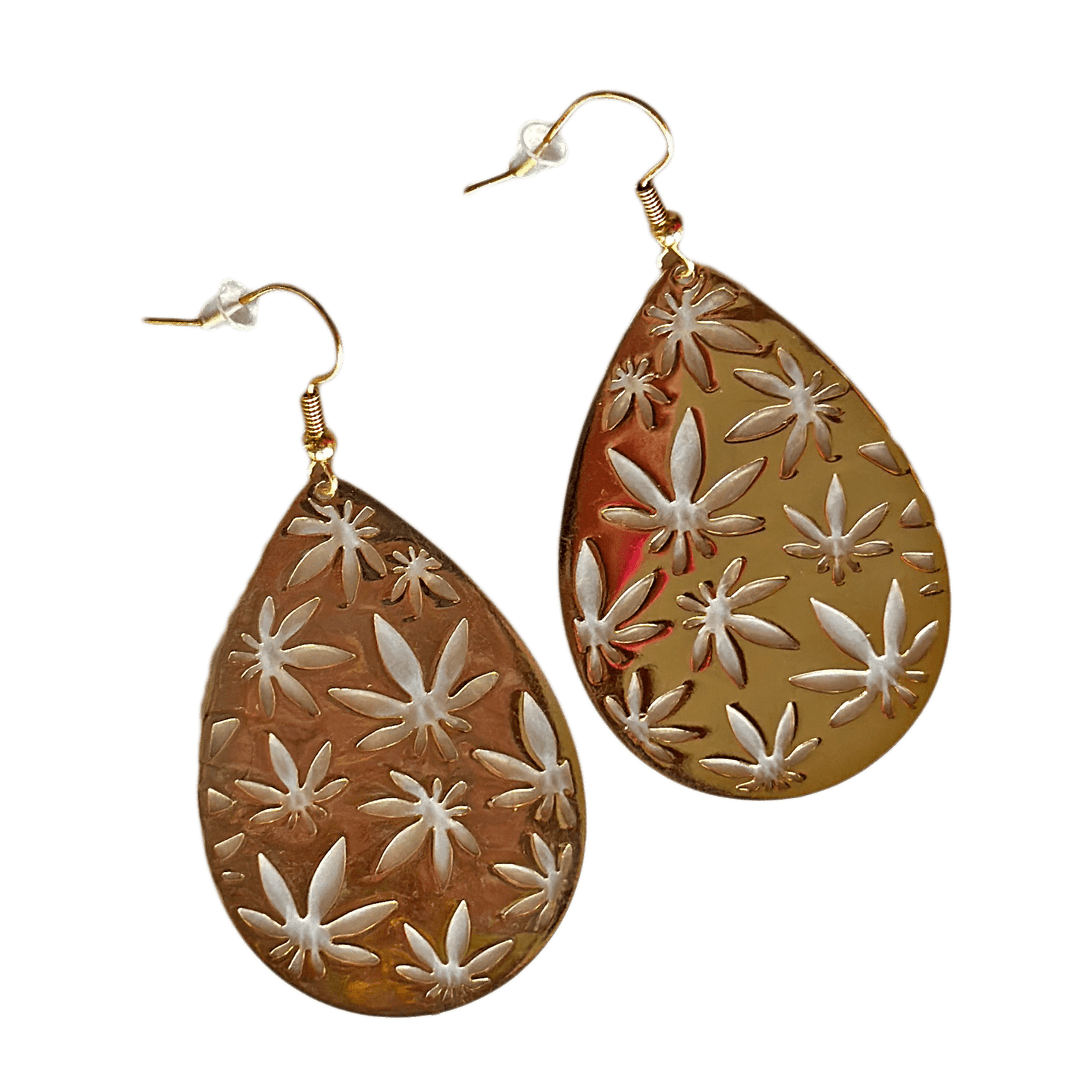 Cannabis-Inspired Jewelry For The Weed Enthusiast – Cloud Cat